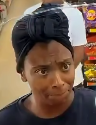 The burger tastes like toothpaste.