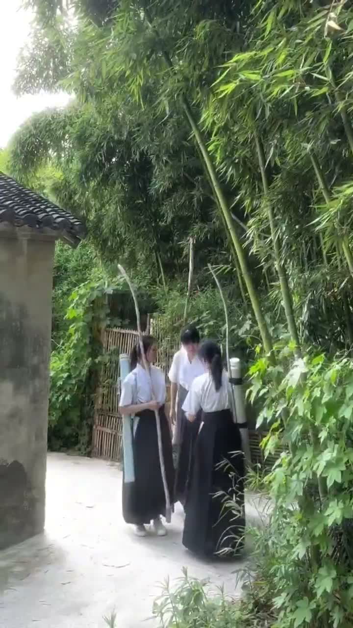 This water is too clear.